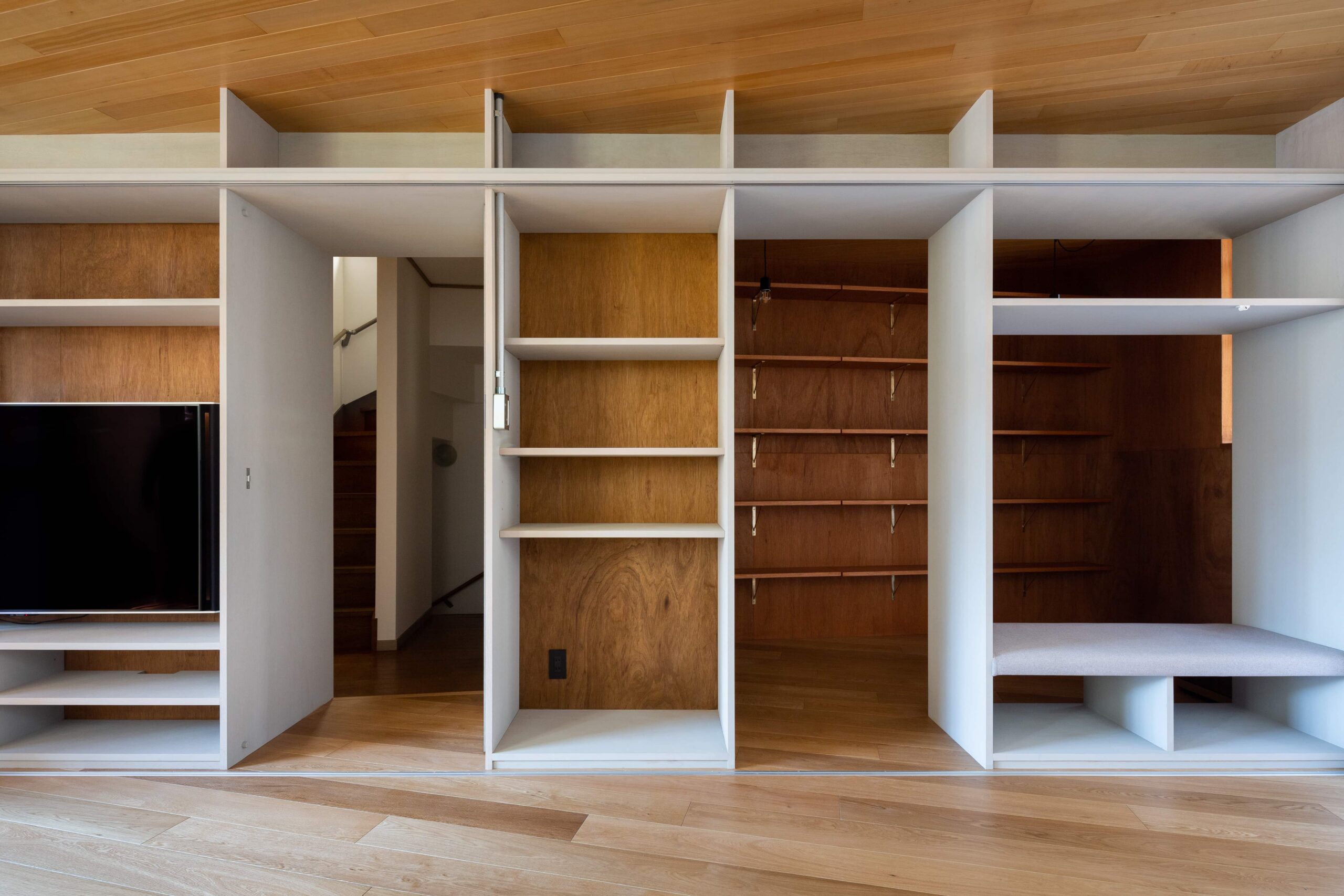 ROKA / f a r m / 藤本章子村部塁建築設計事務所 - TECTURE MAG（テクチャーマガジン） | 空間デザイン・建築メディア