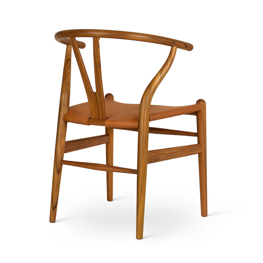 Yチェアこと〈CH24〉バースデーエディションをカール・ハンセン&サンが4月4日限定で発売 - TECTURE MAG（テクチャーマガジン） | 空間デザイン・建築メディア