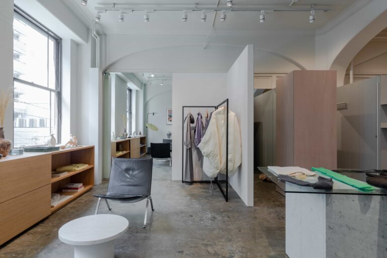 [PR]新旧を馴染ませながらブランドの個性を「アクアカラー」で引き出す - TECTURE MAG（テクチャーマガジン） | 空間デザイン・建築メディア