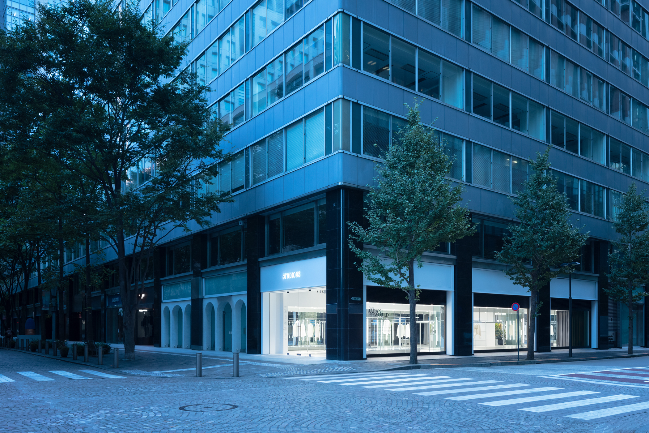 STUDIOUS WOMENS 丸の内店 / ODS 鬼木デザインスタジオ - TECTURE MAG（テクチャーマガジン） | 空間デザイン・建築メディア