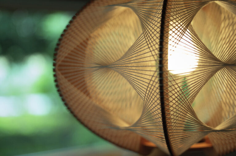 和と洋、使う空間を選ばない照明〈LAFABLIGHT（ラファブライト）〉フランス生まれのニュークラフトライト - TECTURE MAG（テクチャーマガジン） | 空間デザイン・建築メディア