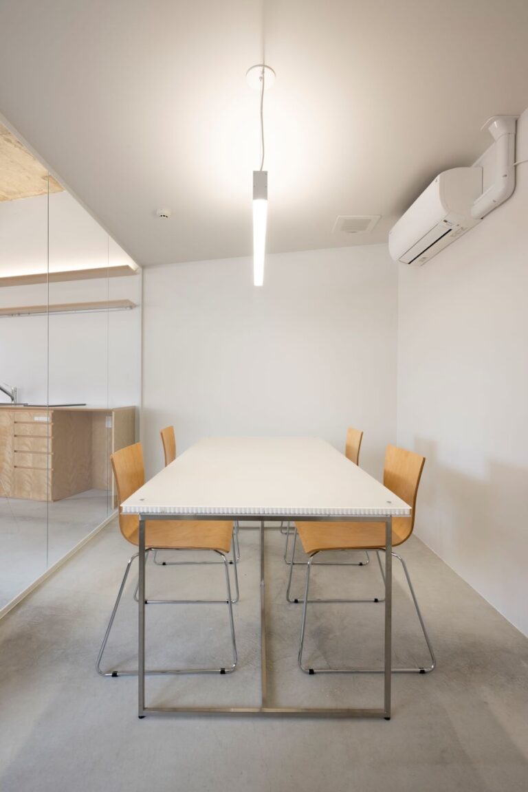 建築家の隈研吾氏が提案する「KuMO: Kuma Mobile Office」とは？ 北海道・東川町〈KAGUの家〉を第一弾として、サテライト ...