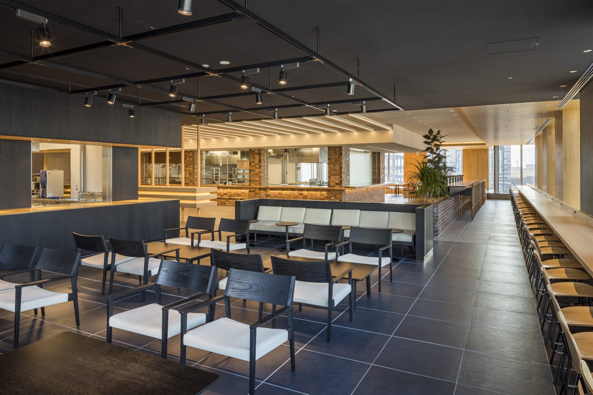 [PR]「抗ウイルス・抗菌」は当たり前！ これからのトイレは「消臭」もマストに 〈広島JPビルディング〉で快適性と意匠性を両立した アイカ工業の「メラフロントブースウイルテクト レスキュー ...