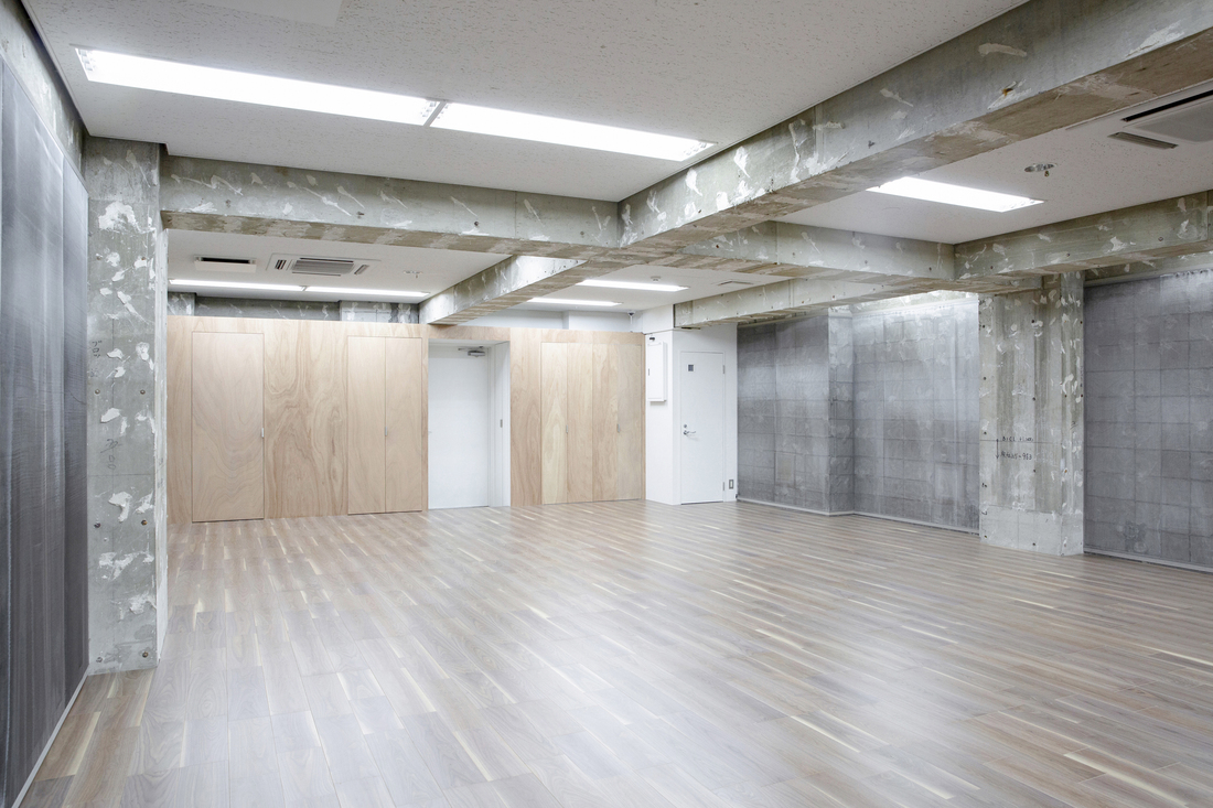 Kinda…B1F / Kinda…6F / mtthw - TECTURE MAG（テクチャーマガジン） | 空間デザイン・建築メディア