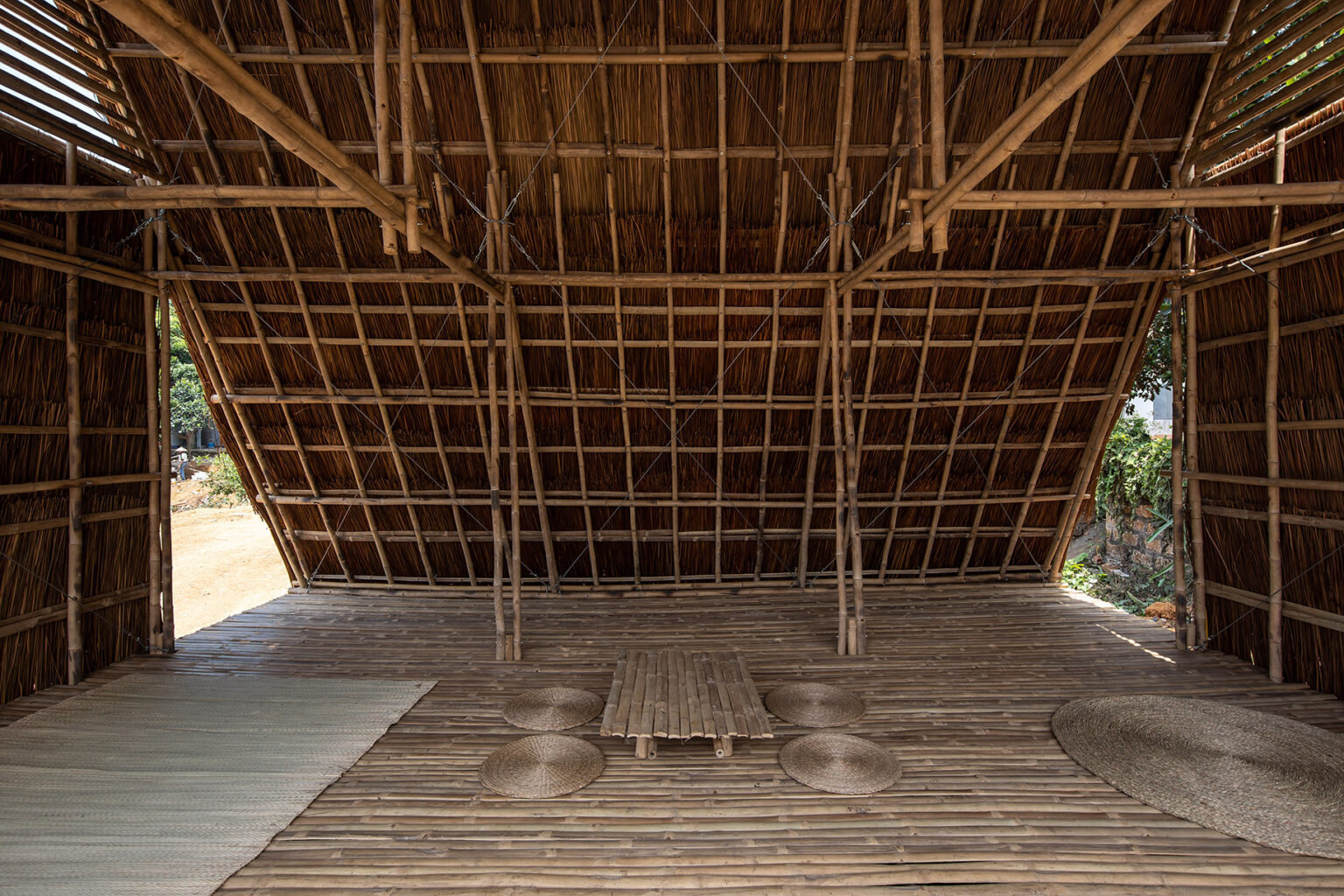 「水上 × 竹」の住宅モデル！H&Pアーキテクツが設計した 海面上昇に強いコミュニティを形成する〈フローティングバンブーハウス〉ベトナム - TECTURE MAG（テクチャーマガジン ...