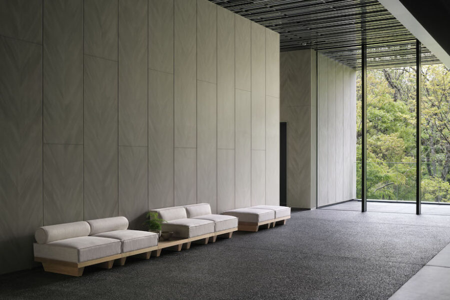 建築家の永山祐子氏がデザインした〈Pソファ〉をby interiors（バイ インテリアズ）が発売 - TECTURE MAG（テクチャーマガジン） | 空間デザイン・建築メディア