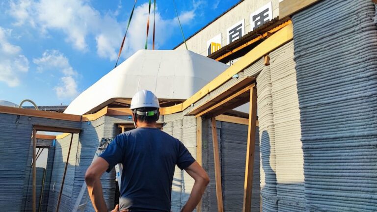 1LDKの3Dプリンタ住宅〈serendix50〉が通計44時間30分で完成、セレンディクスのフジツボモデル - TECTURE MAG（テクチャーマガジン） | 空間デザイン・建築メディア