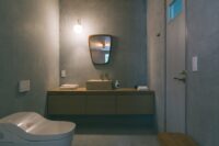 ドライブインを改修したホテル〈haluta hotelli still（ハルタホテリ シュティル）〉が軽井沢に開業、断熱改修で空気環境の快適さを追求した宿泊施設 - TECTURE MAG ...