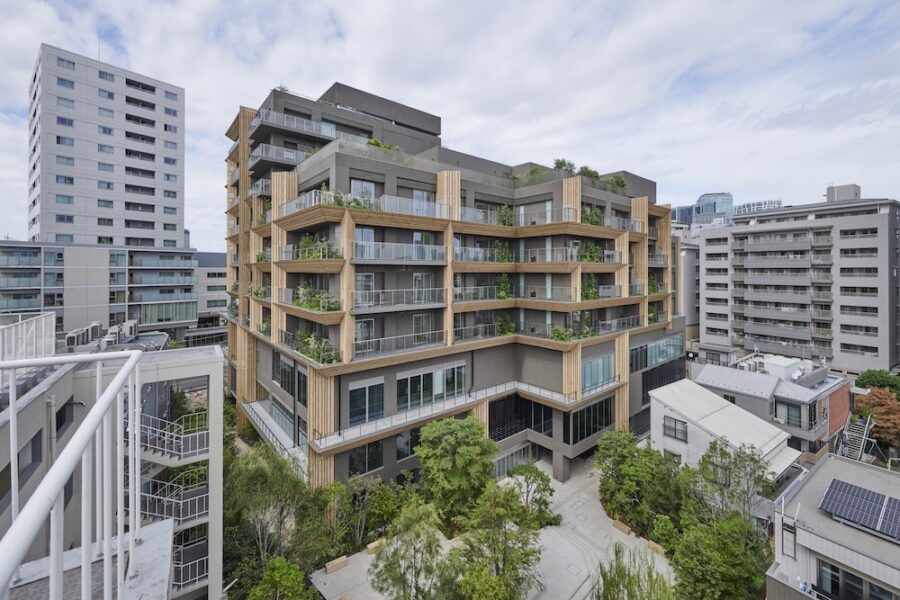 代官山に複合施設〈Forestgate Daikanyama（フォレストゲート代官山）〉が開業、隈研吾建築都市設計事務所がMAIN棟の基本設計・デザインを担当 - TECTURE MAG（テク ...