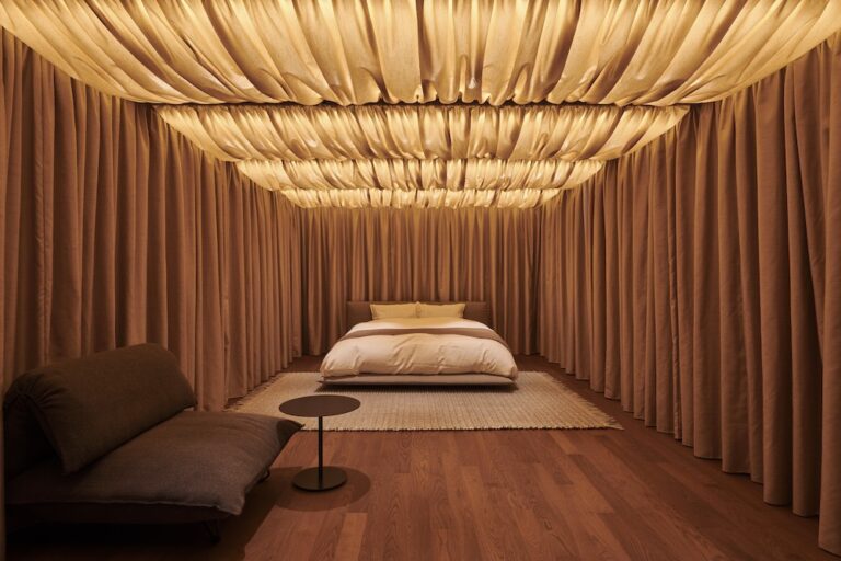 代官山に複合施設〈Forestgate Daikanyama（フォレストゲート代官山）〉が開業、隈研吾建築都市設計事務所がMAIN棟の基本設計・デザインを担当 - TECTURE MAG（テク ...