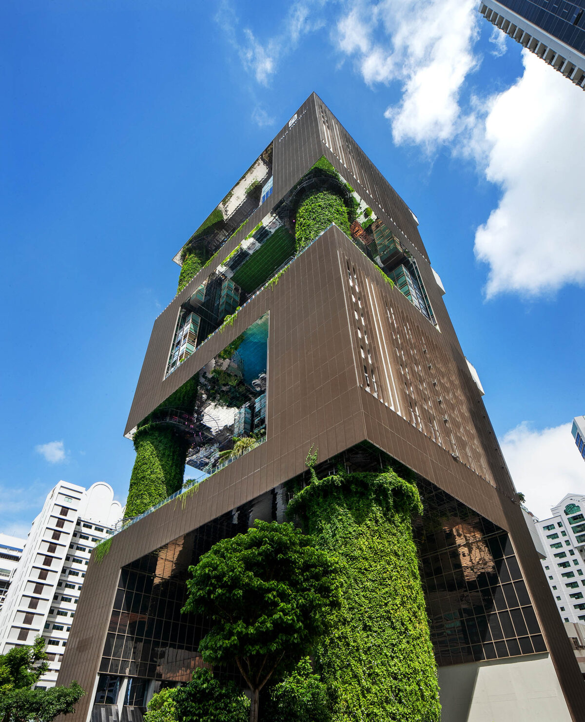 シンガポールの高密な都市に緑と眺望をもたらす、WOHAによるラグジュアリーホテル〈パン パシフィック オーチャード〉 - TECTURE ...