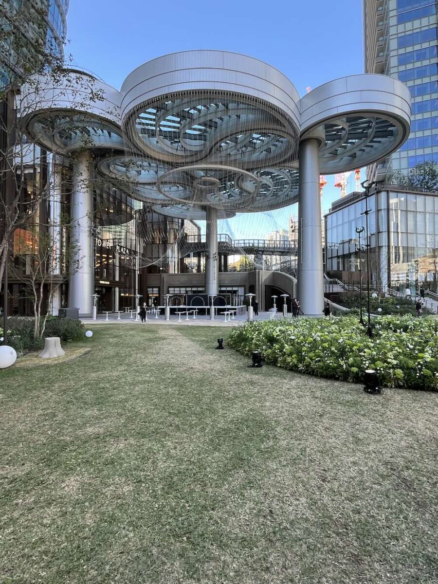 新街区「麻布台ヒルズ」11/24開業、商業施設、オフィス、ウェルネス、ギャラリー、グリーンを複合・集約したコンパクトシティ[内覧会レポート] - TECTURE MAG（テクチャーマガジン ...