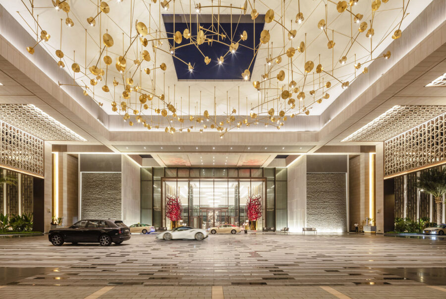 ドバイに新たに誕生した 階段状に積み上がるリゾートホテル〈アトランティス ザ ロイヤル〉KPF - TECTURE MAG（テクチャーマガジン） | 空間デザイン・建築メディア