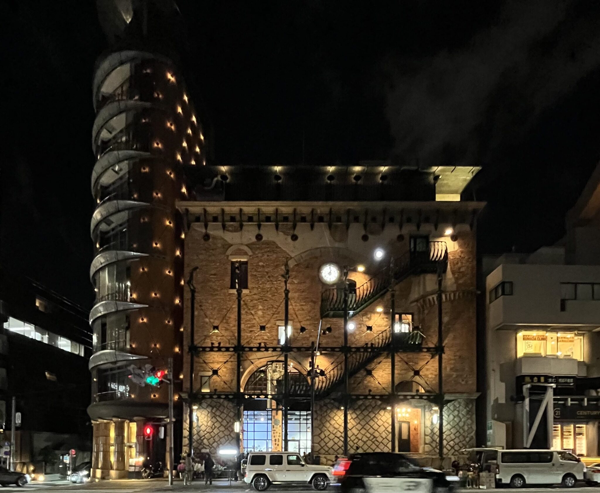 萬代基介建築設計事務所が改修設計と空間デザインを担当、エイベックスが手掛ける夜のオルタナティヴ・スペース〈WALL_alternative〉が西麻布にオープン - TECTURE MAG（テク ...