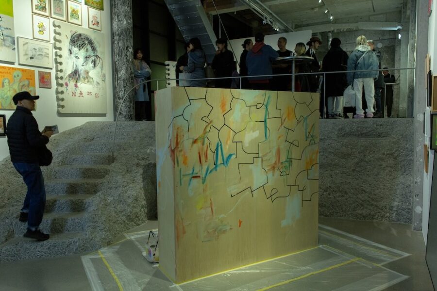 萬代基介建築設計事務所が改修設計と空間デザインを担当、エイベックスが手掛ける夜のオルタナティヴ・スペース〈WALL_alternative〉が西麻布にオープン - TECTURE MAG（テク ...