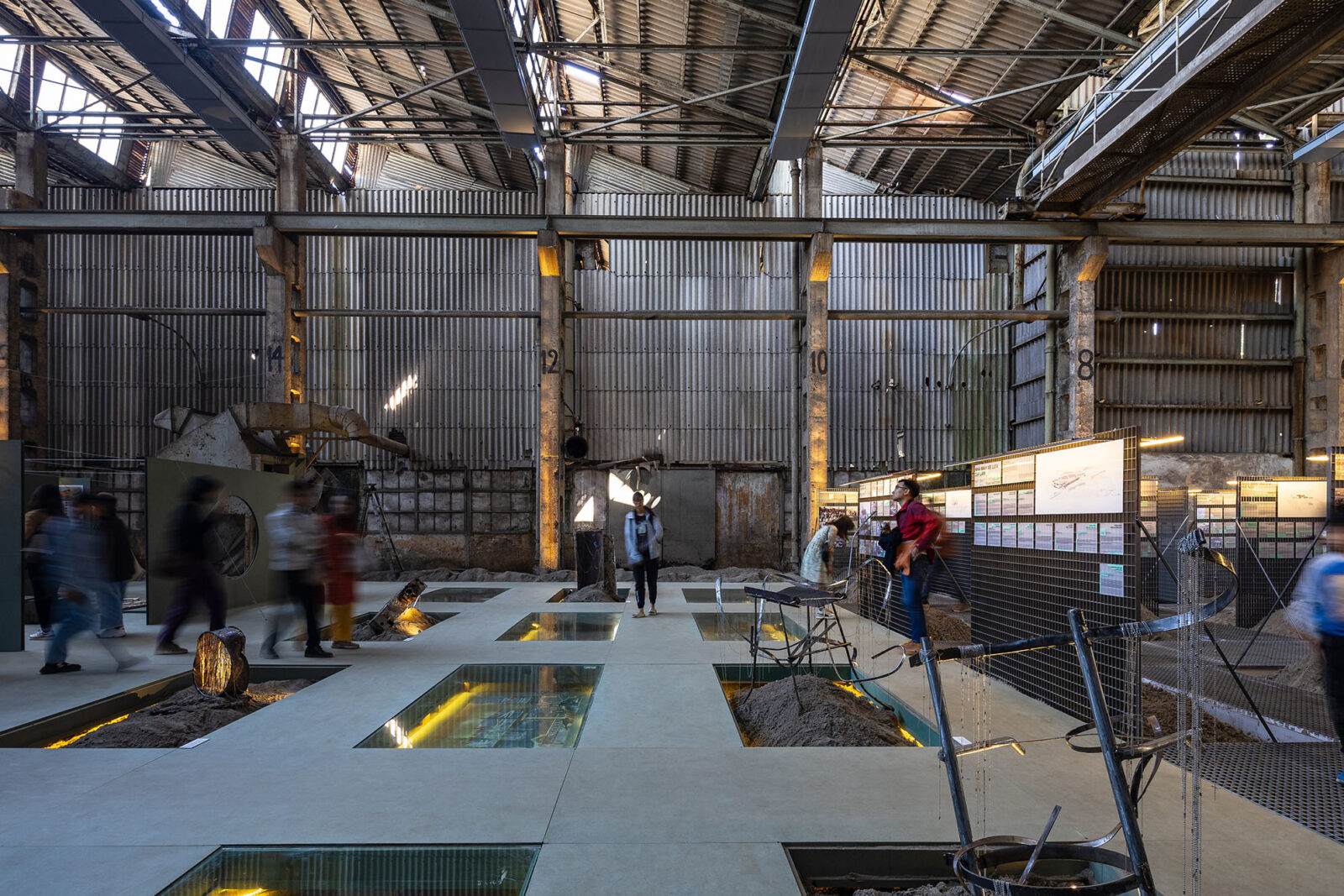 20世紀のベトナムの産業遺産をアダプティブリユースした展示空間〈The Grid〉アドホック・プラクティス - TECTURE MAG（テクチャーマガジン） | 空間デザイン・建築メディア