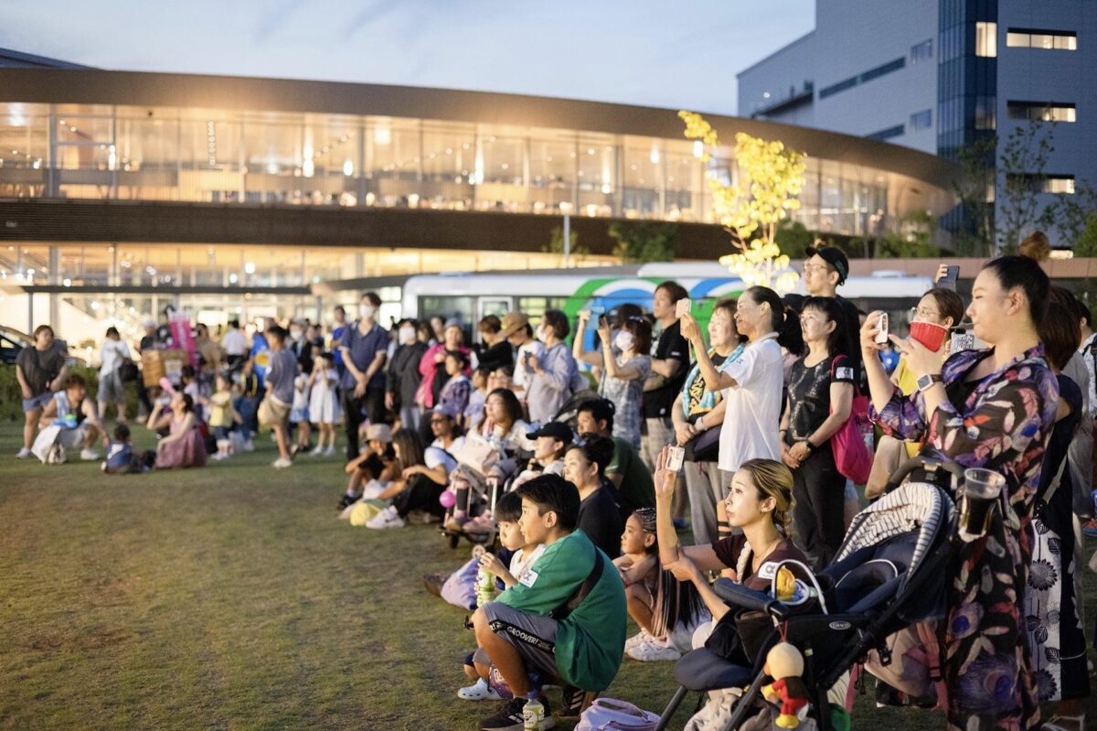 佐藤可士和氏と日本GLP帖佐義之氏が再編する 物流拠点の未来2/2 - TECTURE MAG（テクチャーマガジン） | 空間デザイン・建築メディア