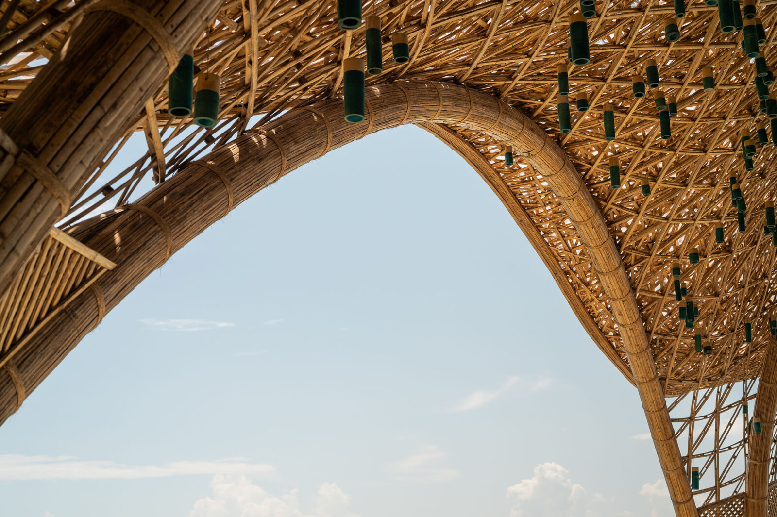 カリブ海のパノラマを望むパラメトリックな竹の天蓋〈Bamboo Temple〉Arquitectura Mixta、メキシコ - TECTURE MAG（テクチャーマガジン） | 空間デザイン ...