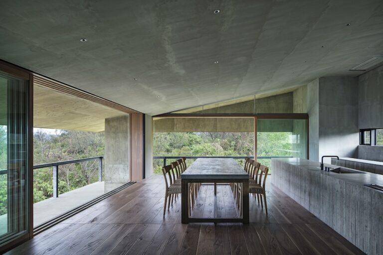 SUPPOSE DESIGN OFFICEが設計した住宅”名護の家”が沖縄の海を一望できる1棟貸しヴィラ〈DAICHI OKINAWA villa M〉に - TECTURE MAG（テク ...