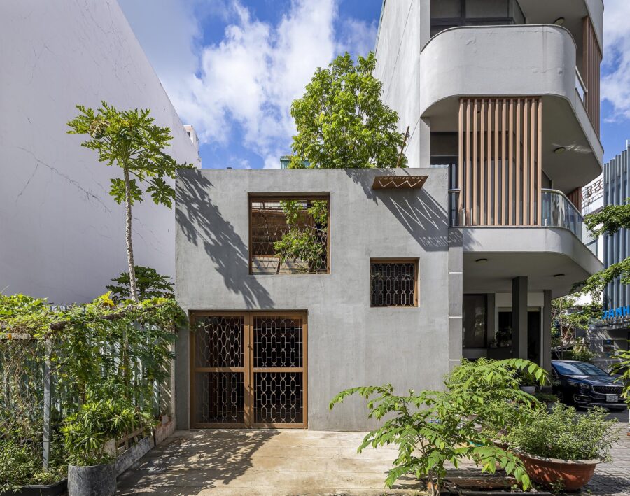 剥き出しの地面が気化熱を生み出す実験的な自社オフィス〈MAアーキテクツ・オフィス〉ベトナム - TECTURE MAG（テクチャーマガジン） | 空間デザイン・建築メディア