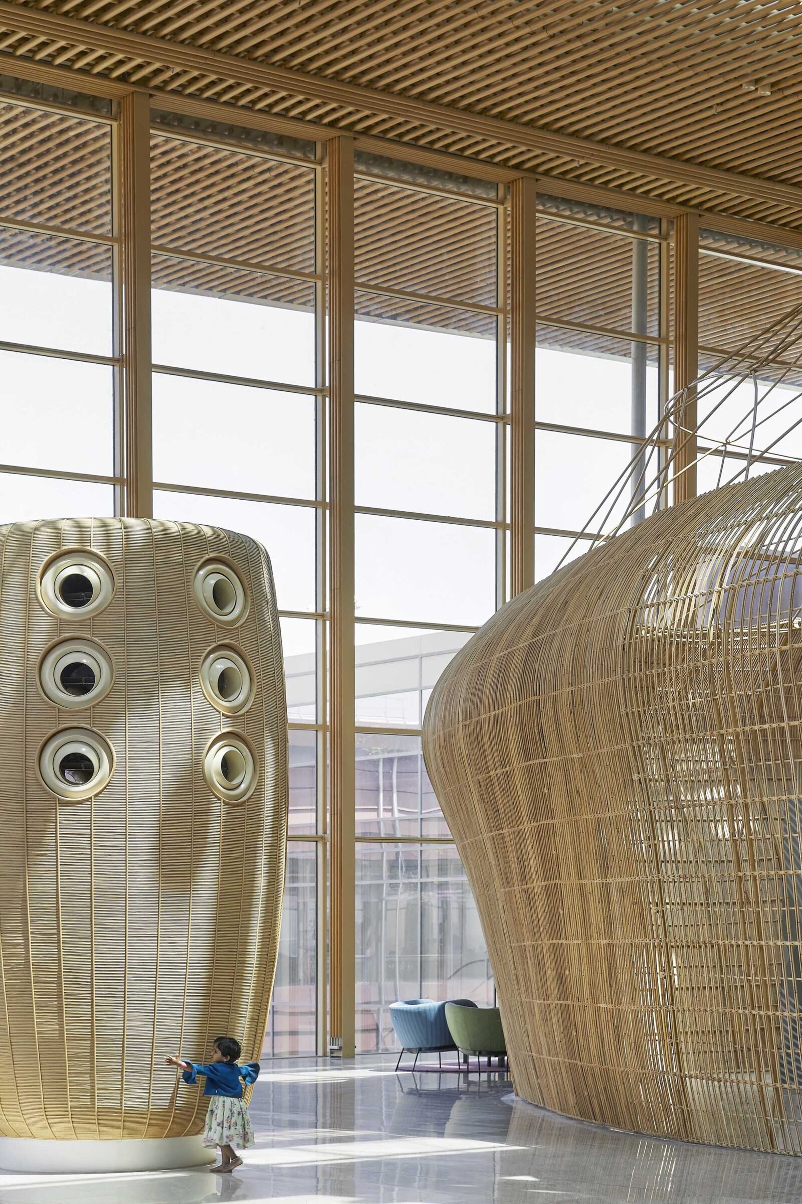 インドの〈ベンガルール・ケンペゴウダ国際空港 第2ターミナル〉に9km超のラタンで編むポッド群、エンター・プロジェクト・アジア - TECTURE MAG（テクチャーマガジン） | 空間 ...