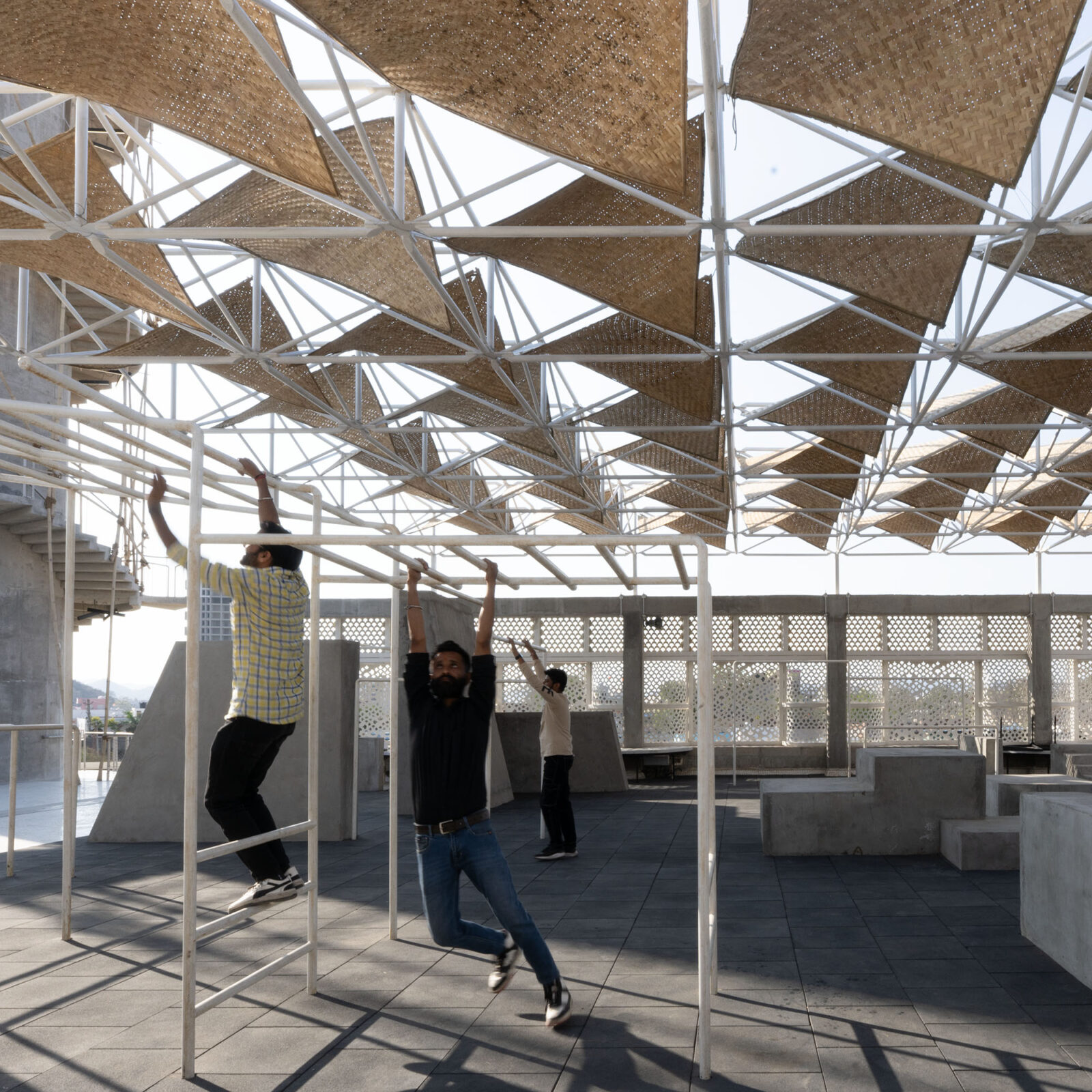 多様な活動を受け入れるインドの学習・文化センター〈サード・スペース〉Studio Saar - TECTURE MAG（テクチャーマガジン） | 空間デザイン・建築メディア