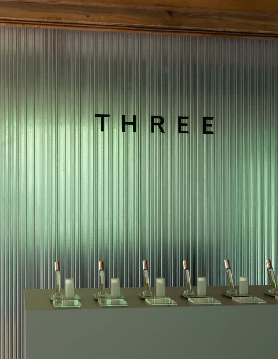 「THE ROOM OF（IN）SCENTS」：LGS（軽量鉄骨）による空間と写真作品でフレグランスのシーズンコレクションの香りの奥行きを伝える移動式・体験型インスタレーション ...