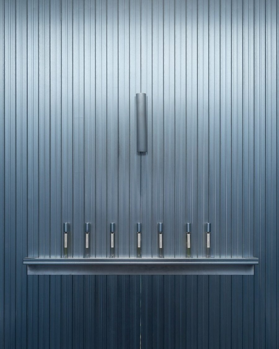 「THE ROOM OF（IN）SCENTS」：LGS（軽量鉄骨）による空間と写真作品でフレグランスのシーズンコレクションの香りの奥行きを伝える移動式・体験型インスタレーション ...