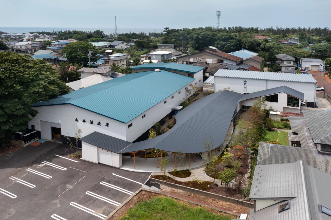 LABO & CAFE YAMAMOTO / ／360° - TECTURE MAG（テクチャーマガジン） | 空間デザイン・建築メディア