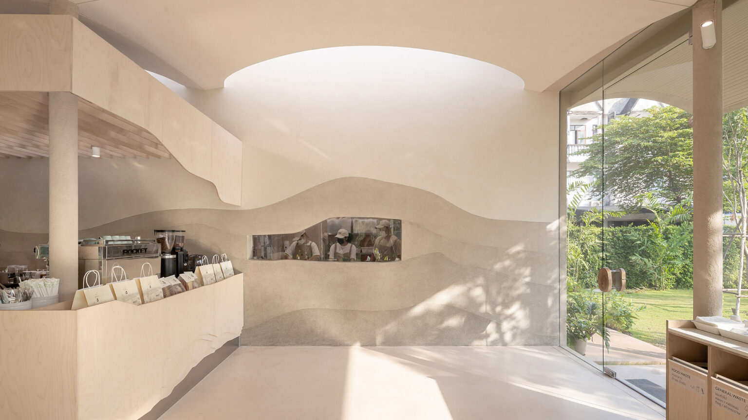 タイのバンコク郊外に建つ、絵本の世界で遊び学べるカフェと遊び場〈Little Stove & Little Stump〉NITAPROW - TECTURE MAG（テクチャーマガジン ...