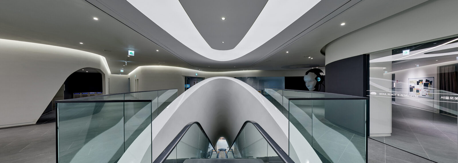 先進技術を駆使して建設された世界初のロボットとAIの博物館〈RAIM〉MAA、韓国 - TECTURE MAG（テクチャーマガジン） | 空間デザイン・建築メディア