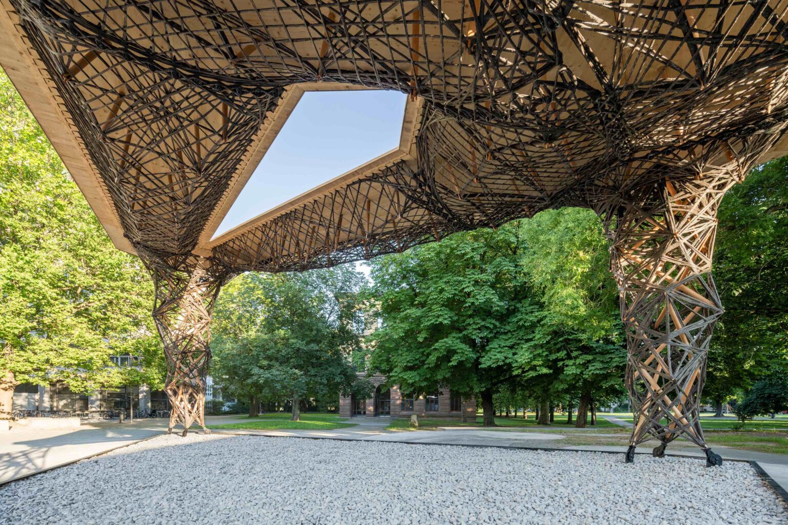 「木材×天然繊維」で生み出す木材だけに依存しない〈ITECHリサーチパビリオン2024〉ドイツ、ICD、ITKE - TECTURE MAG（テクチャーマガジン） | 空間デザイン・建築メディア