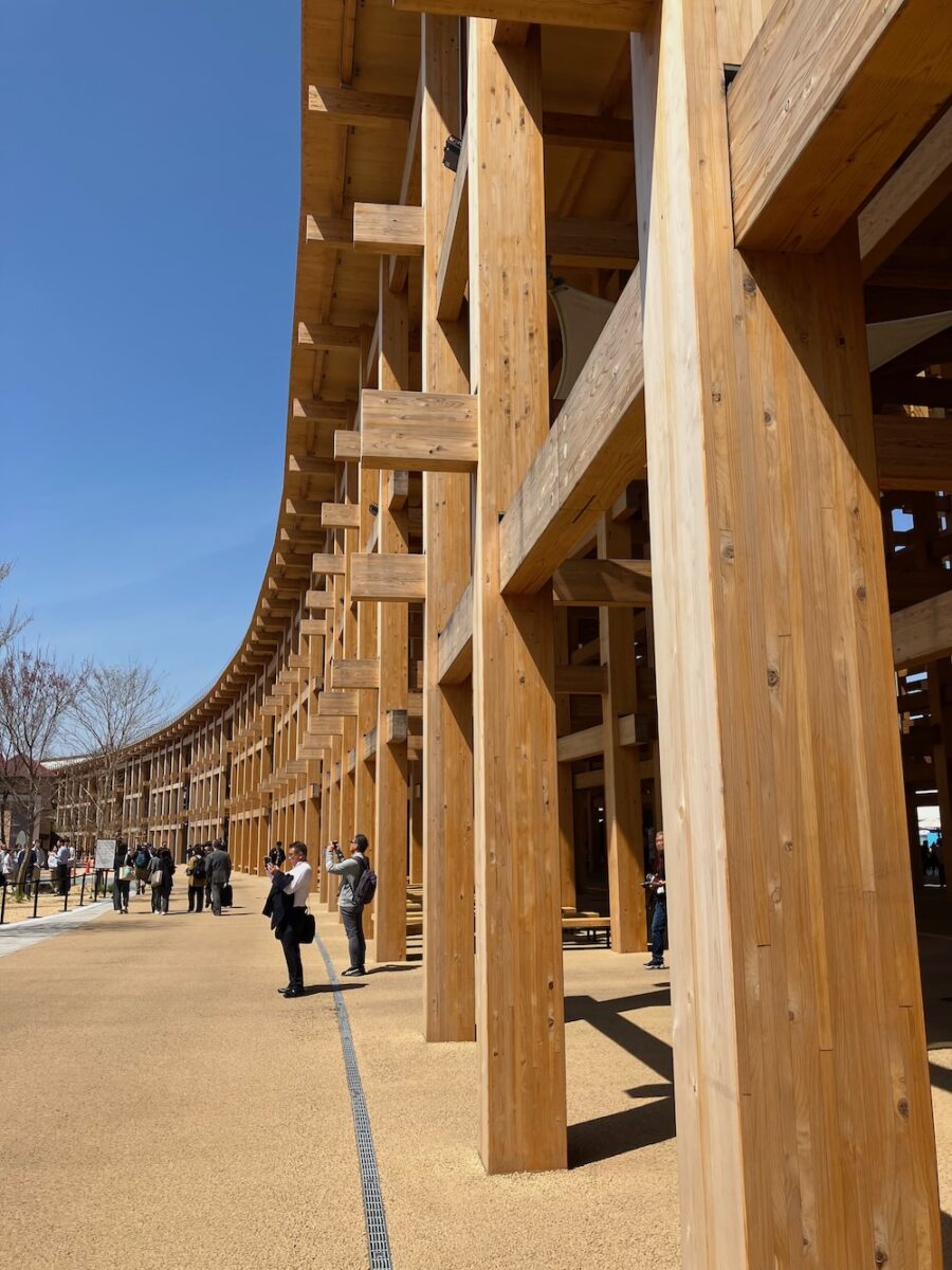 [大阪・関西万博Reoort]世界最大の木造建築、全周約2kmの大屋根リングからレポートするExpo 2025の見どころ - TECTURE MAG（テクチャーマガジン） | 空間デザイン ...