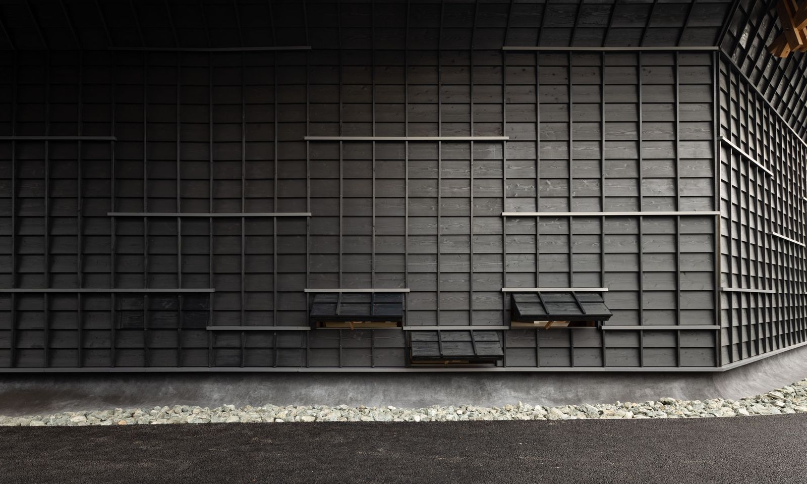 TECTURE AWARD 大賞〈エバーフィールド木材加工場〉 受賞者インタビュー1/2 - TECTURE MAG（テクチャーマガジン） | 空間デザイン・建築メディア