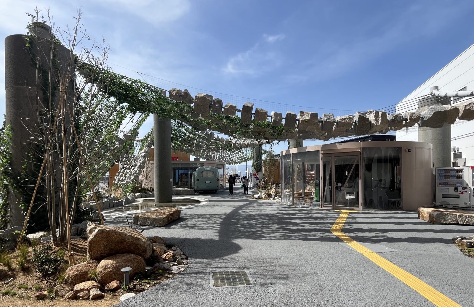 [Interview]五十嵐太郎流｜SNS時代の万博の見方・楽しみ方 - TECTURE MAG（テクチャーマガジン） | 空間デザイン・建築メディア