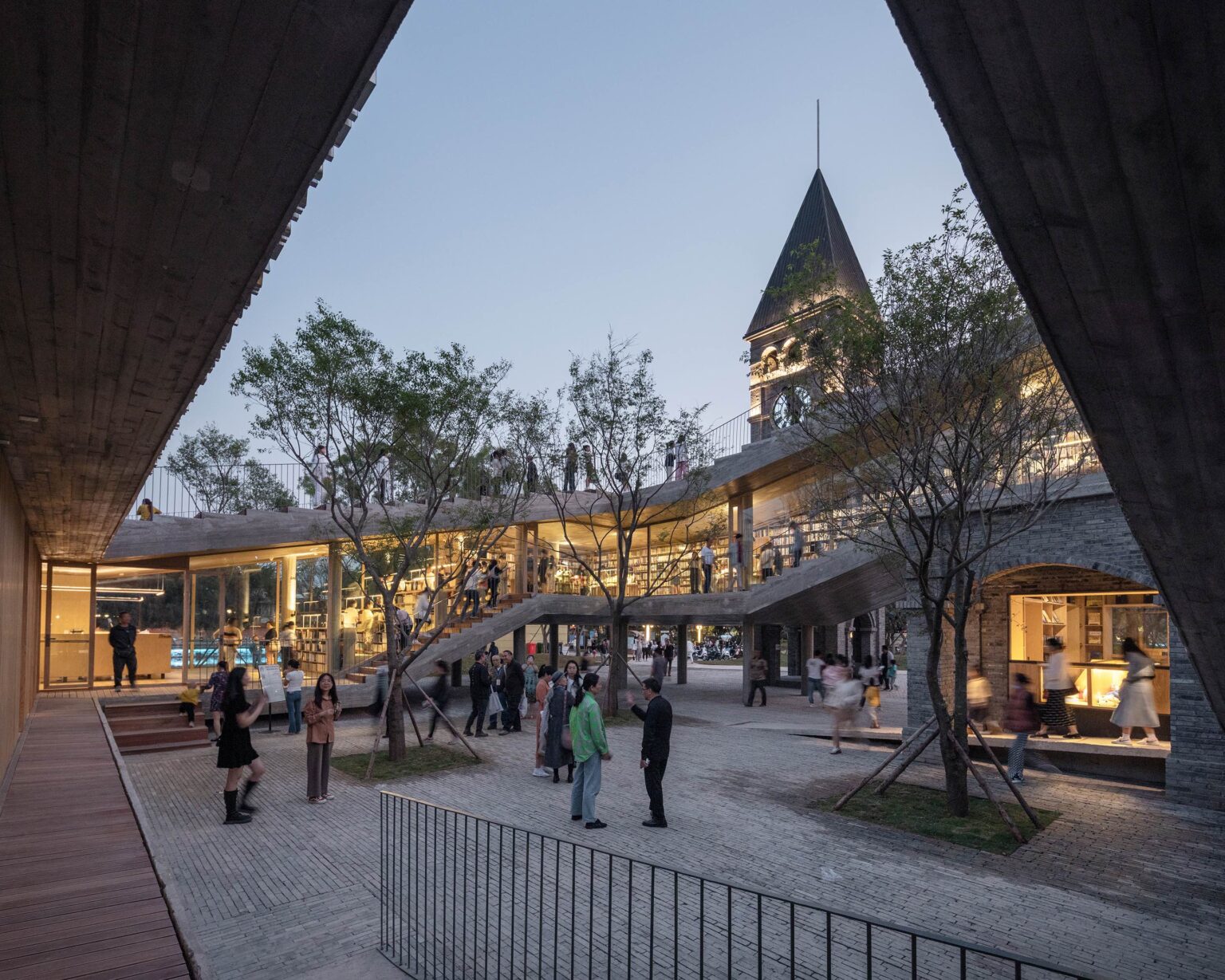 中国の公共公園に残る歴史的建築物を再生した〈蒙自NSAU書店〉ZAO、リブレリ・アヴァンギャルド - TECTURE MAG（テクチャー ...