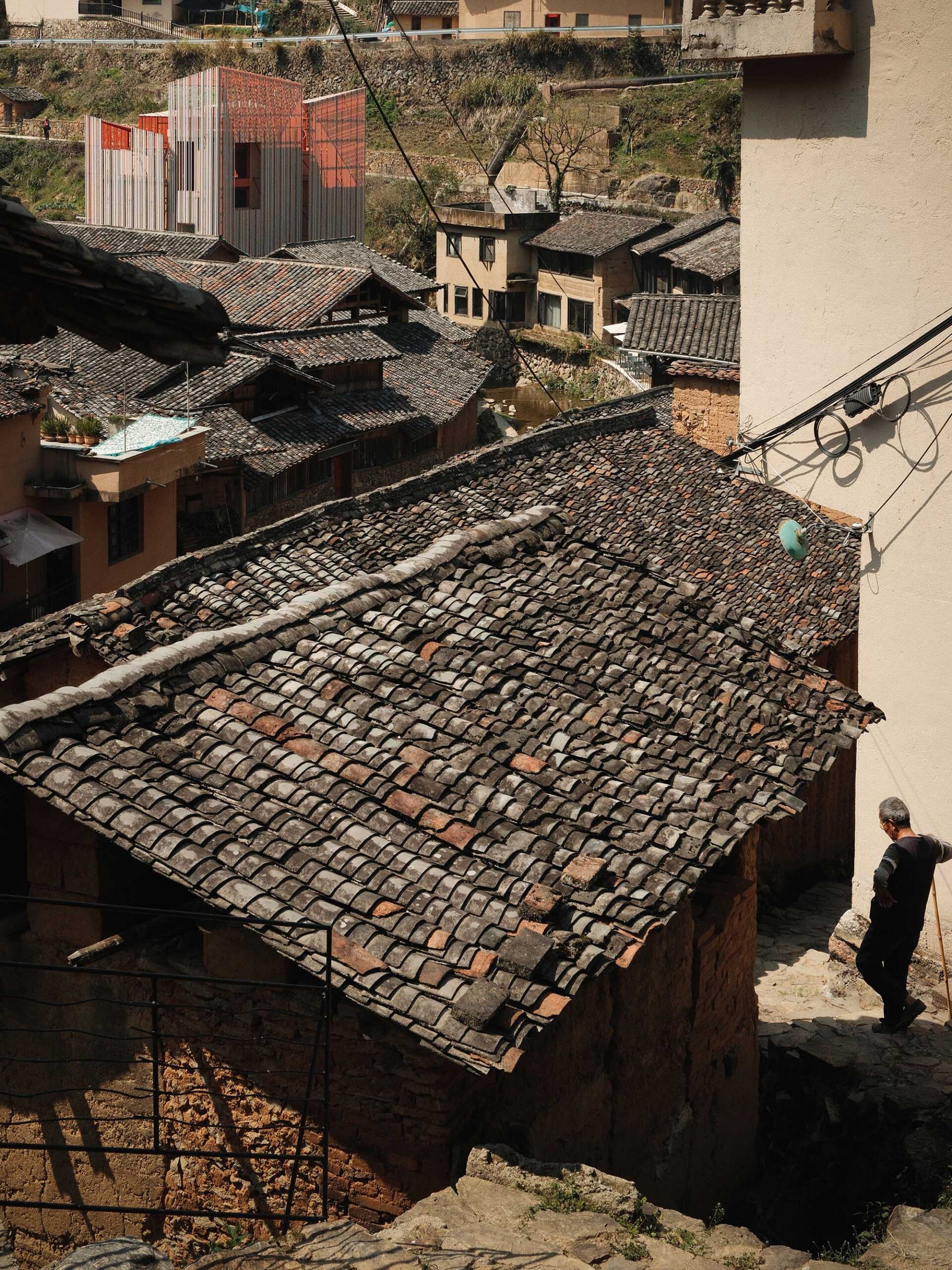 中国初の「織り」をテーマに据えた、繊細なアルミの格子が紡ぐ〈松庄Zミュージアム〉TEAM_BLDG - TECTURE MAG（テクチャーマガジン） | 空間デザイン・建築メディア
