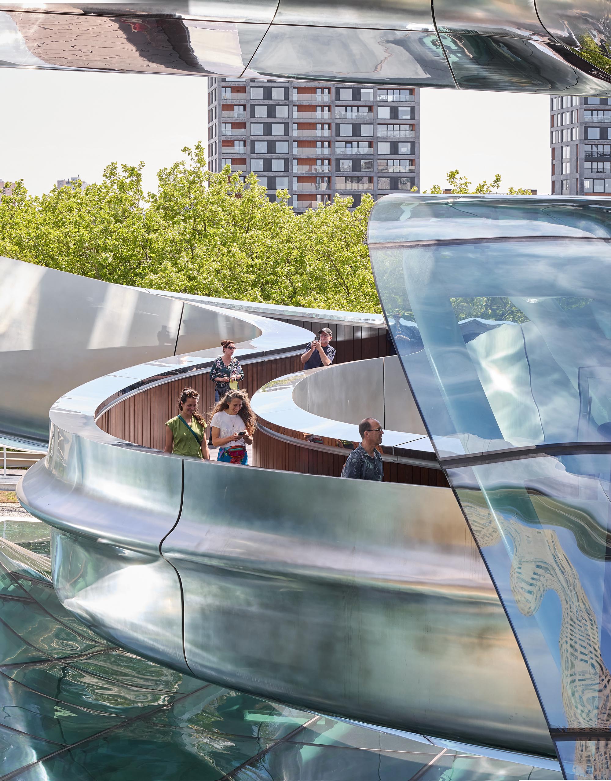 MADアーキテクツによる、ロッテルダムの倉庫を再生した移住がテーマの美術館〈フェニックス〉オランダ - TECTURE MAG（テクチャーマガジン） | 空間デザイン・建築メディア