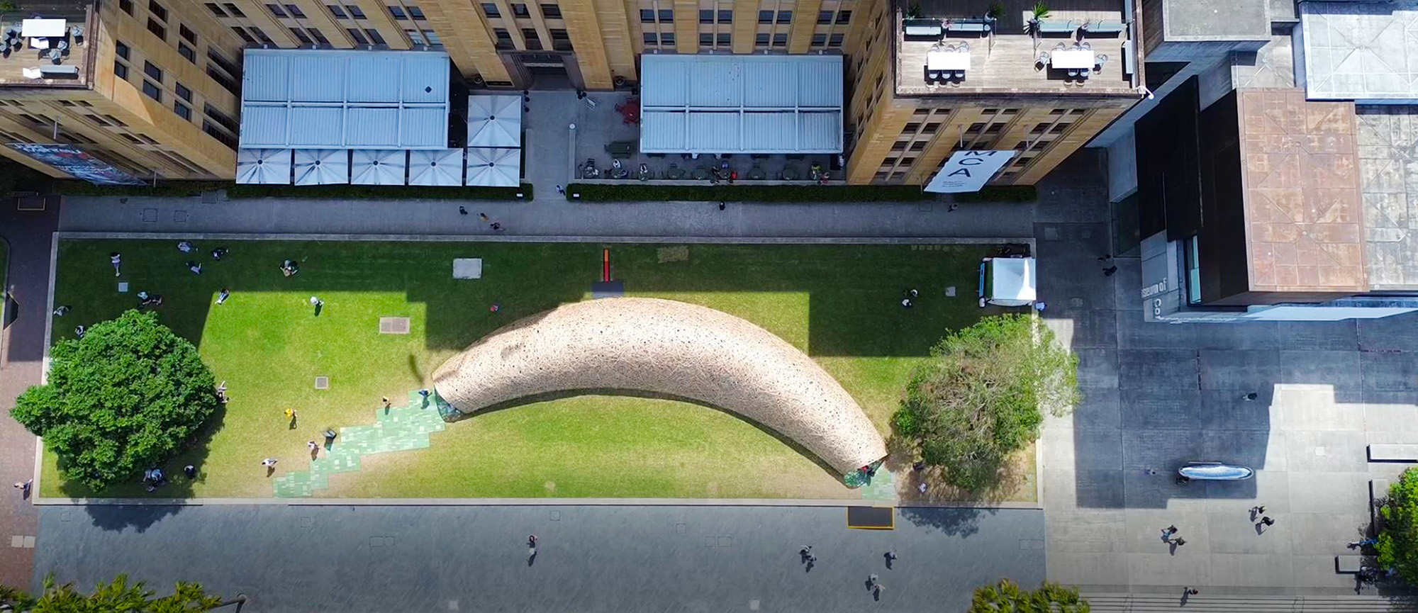 25,000の声を織り込む竹のトンネル〈What We Leave Behind〉ケイブ・アーバン、オーストラリア - TECTURE MAG（テクチャーマガジン） | 空間デザイン・建築メディア