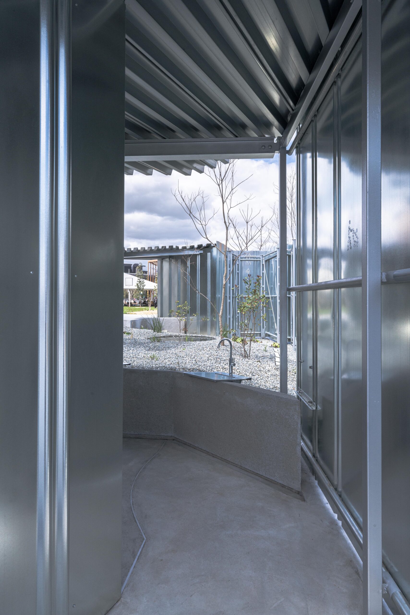 [大阪・関西万博]トイレや休憩所などを紹介_トイレ1 - TECTURE MAG（テクチャーマガジン） | 空間デザイン・建築メディア