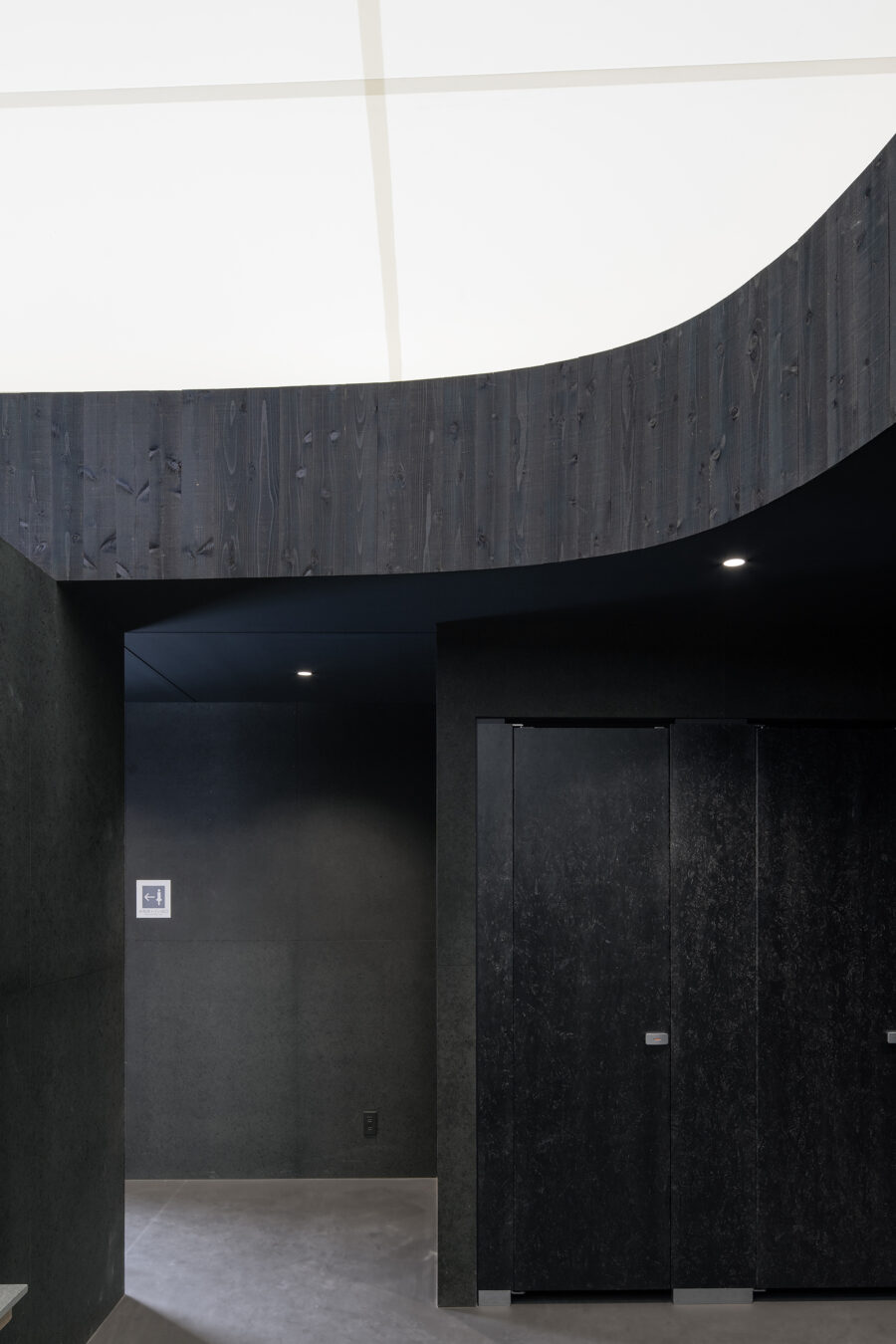 [大阪・関西万博]トイレや休憩所などを紹介_トイレ3 - TECTURE MAG（テクチャーマガジン） | 空間デザイン・建築メディア