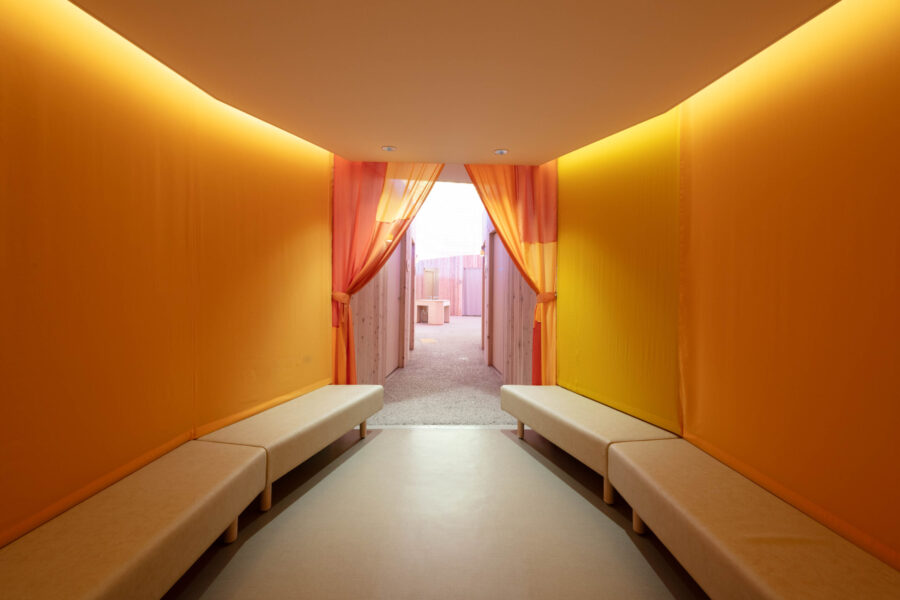 [大阪・関西万博]トイレや休憩所などを紹介_休憩所1 - TECTURE MAG（テクチャーマガジン） | 空間デザイン・建築メディア