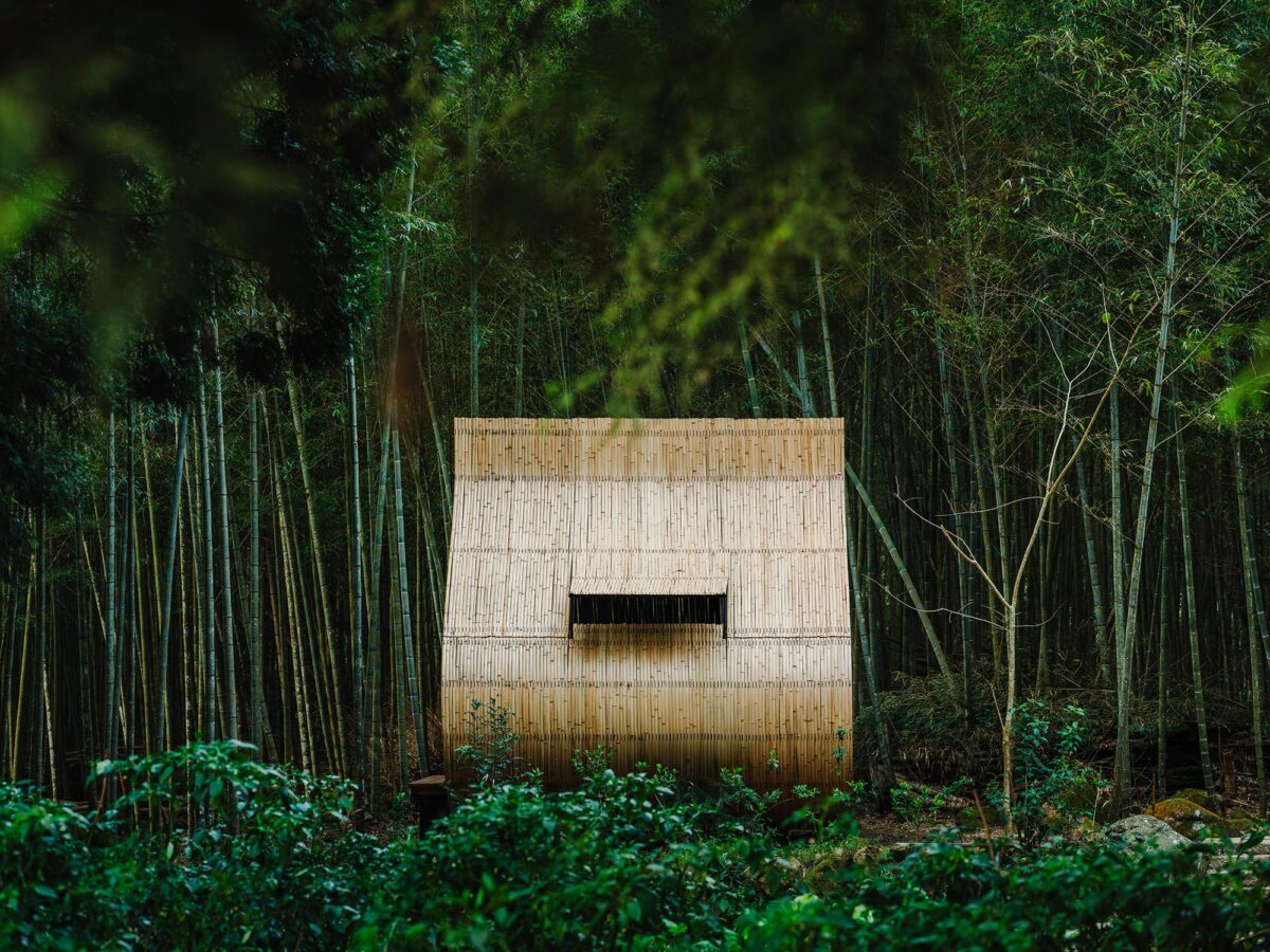 台湾の竹林に現れる 竹の帯に包まれた休憩所〈Bamboo Cabin Plan: Sticky Rice Dumpling〉チェン・ツン・フェン、中国 - TECTURE MAG（テクチャー ...