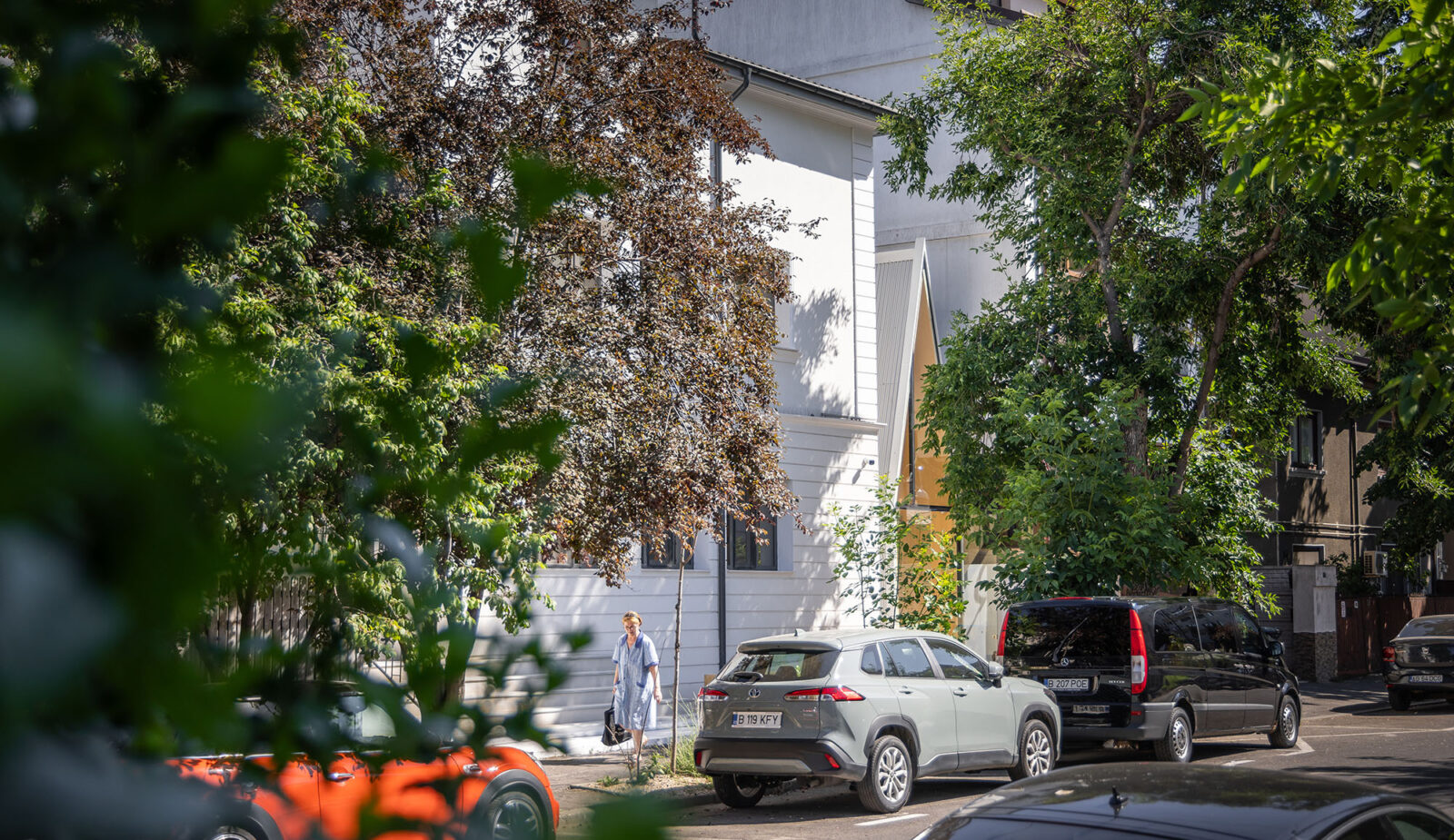 ルーマニアの都市の隙間に生み出す小さなコーヒーショップ〈ザ・チャペル〉Vinklu - TECTURE MAG（テクチャーマガジン） | 空間デザイン・建築メディア